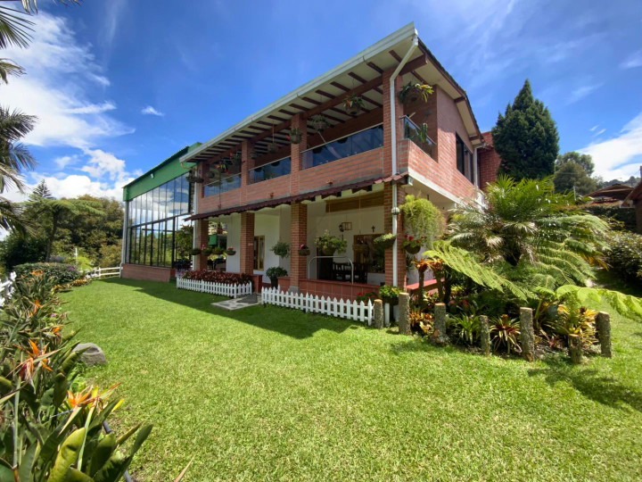 Finca Hotel 12 Palmas- Aeropuerto Jmc - Rionegro
