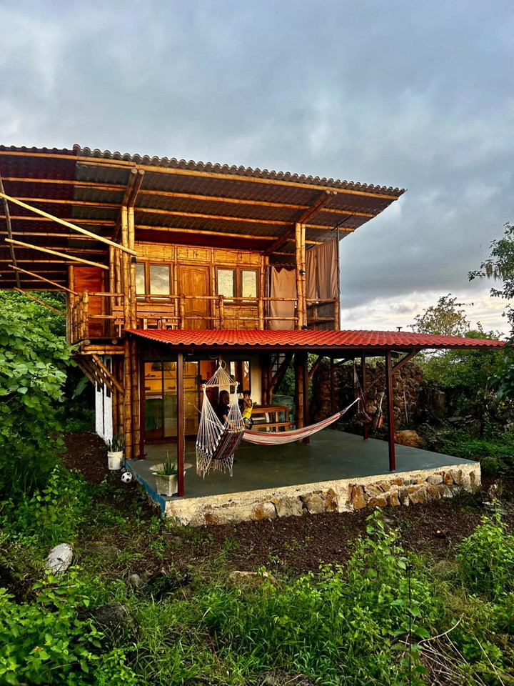 Highland Bamboo Cabin, San Cristóbal Galápagos - Galápagos Islands