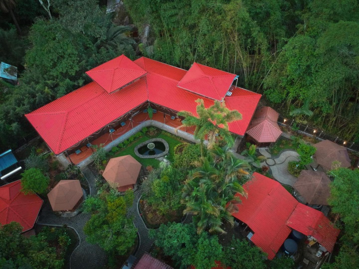 El Jardín Hotel & Restaurante - Puyo