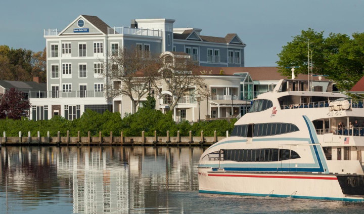 Hyannis Harbor Hotel - Cape Cod, MA