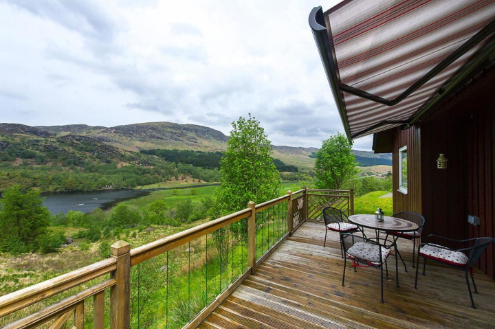 Kingfisher Lodge With Sensational Loch Views - Loch Lomond, United Kingdom