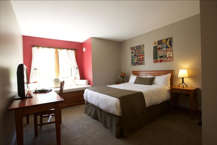 Howe Sound Inn & Brewing Company - Squamish