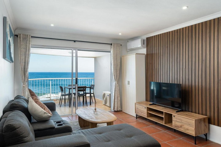 Rustic Beachfront Apt! Shared Pool! - Mount Moreland