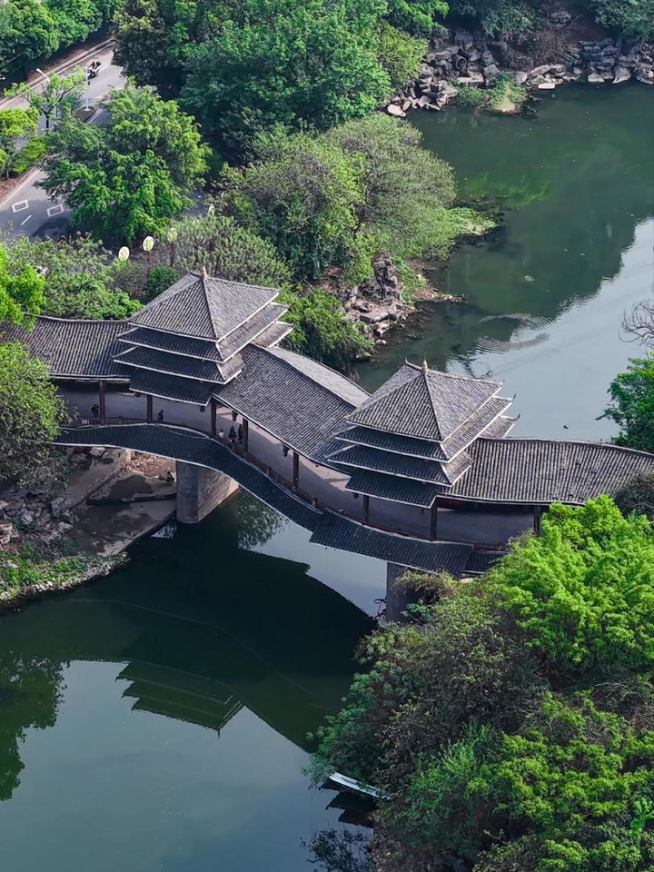 Guilin Reed Flute Cave Lavie Villa - Guilin