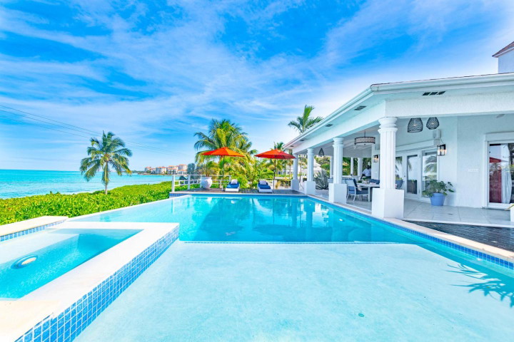 Villa Northwinds - At Orange Hill - Private Pool - Nassau