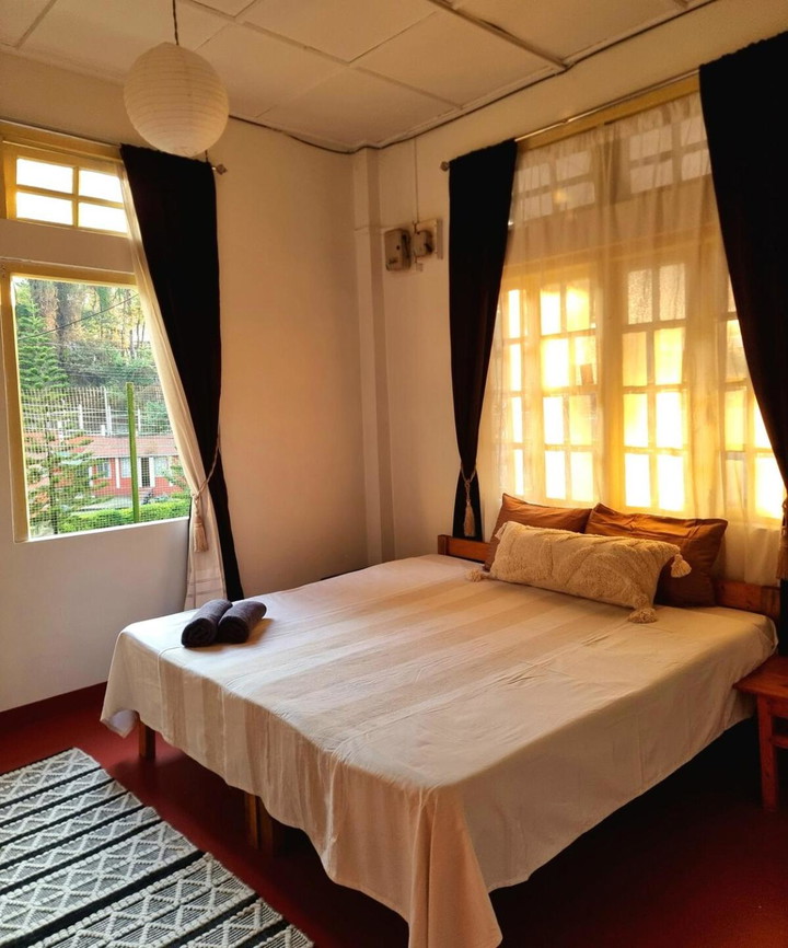 2br Homestay With View In Shillong Near Nlu - Shillong