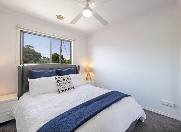 Regent Retreat - Sleeps 15, Pool, Bbq - Echuca