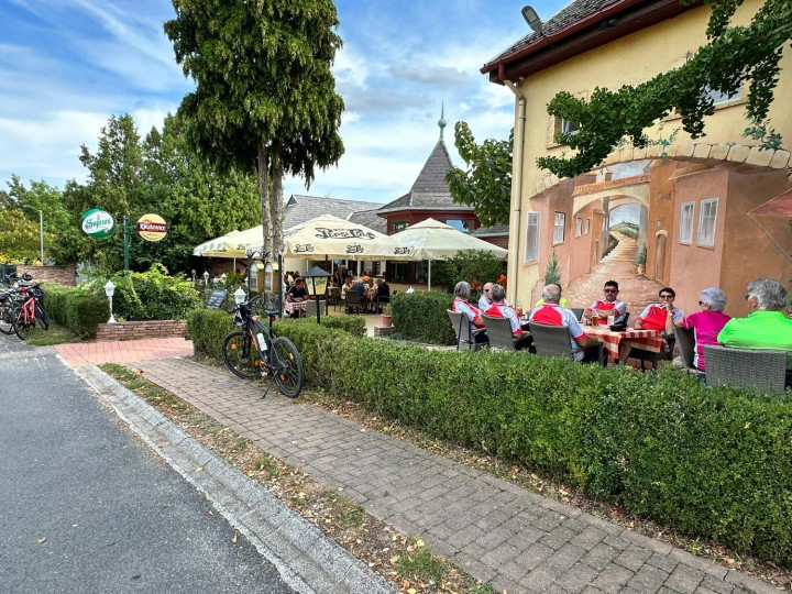 Polgármester ÉTterem éS Panzió - Hungary