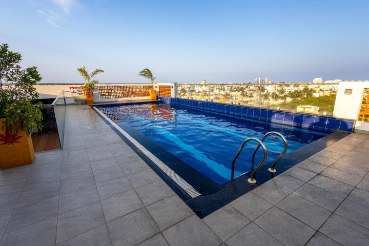 Hotel Tamizh Grand - Puducherry