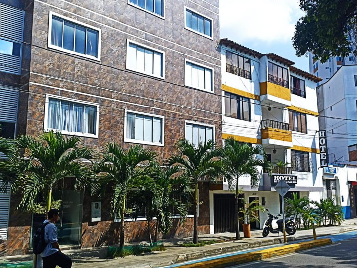 San Francisco Plaza Real - Girón