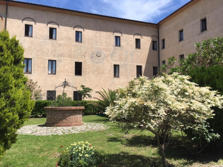 Casa Mater Ecclesiae - Tuscany