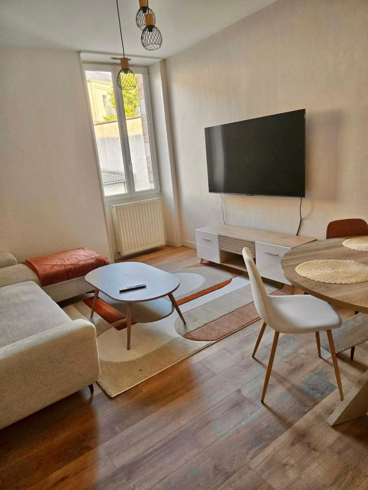 Charmant Appartement Proche Gare Et Centre Ville - Laval