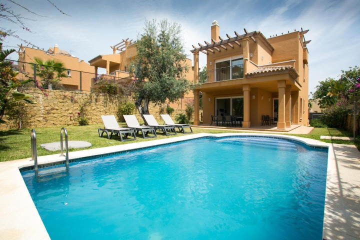 Villas Altos De Marbella - Marbella