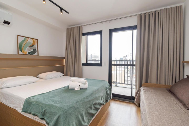 Apartamento 1608 - Ibiza · Wi-fi Rápido C/ Piscina E Academia | Central - Curitiba