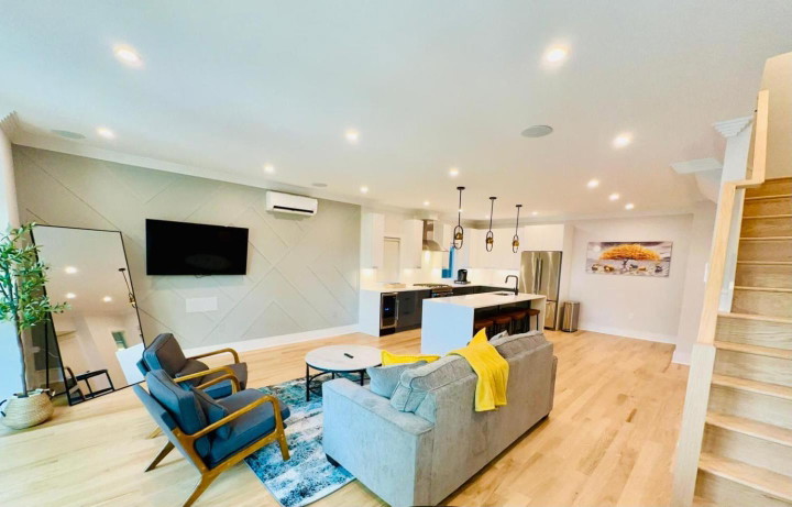 Huge 2000 Sqft Luxury & Stylish Condo Minutes To New York - Secaucus, NJ