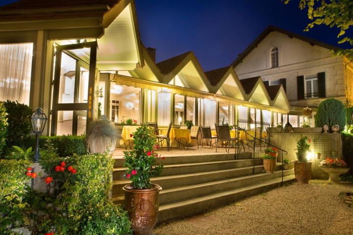 Hôtel & Restaurant Le Relais D'aumale - Plailly
