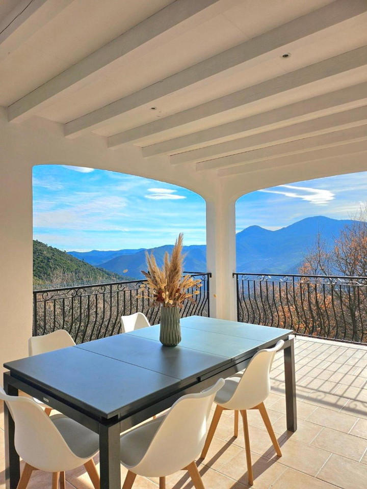 Spacieux Haut De Villa 3 Chambres Venaco - Corte