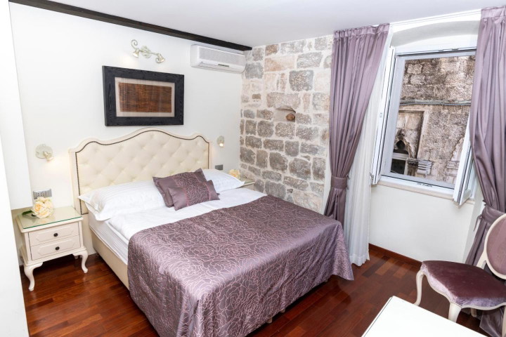 Deluxe Collection Hotel Kastel - Depadanse - Split