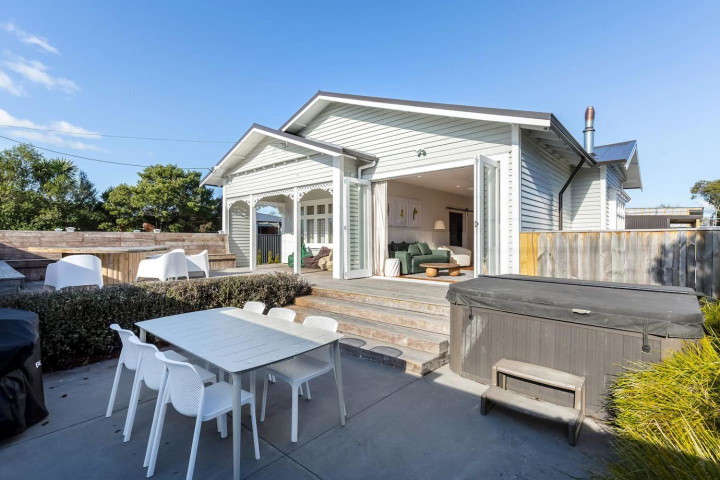 The Cambridge Road Cottage - Martinborough