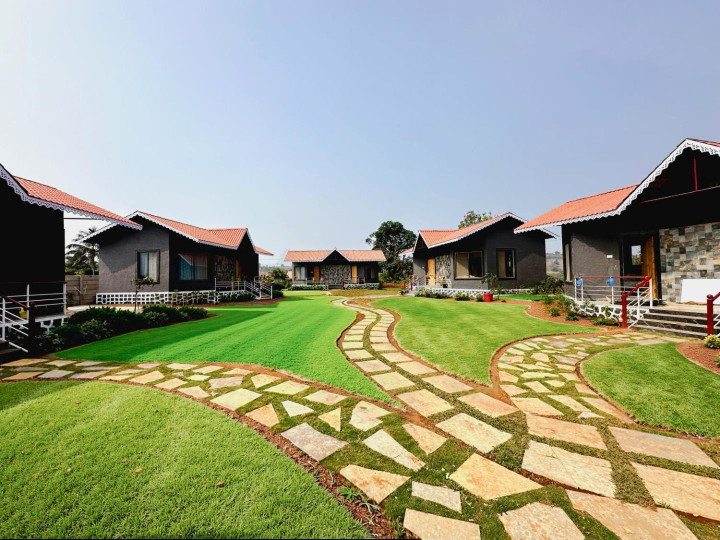 Varuwoods - Luxury Boutique Resort, Trekking & Water Sports - Khopoli