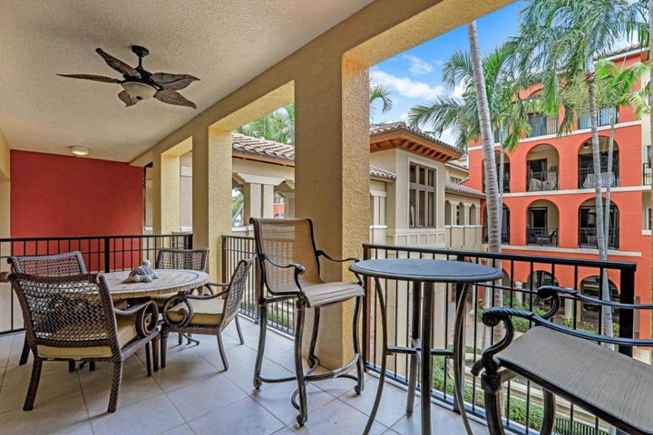 Esplanade Condo With Courtyard View, Gym, Pool And Spa - Marco Island, FL