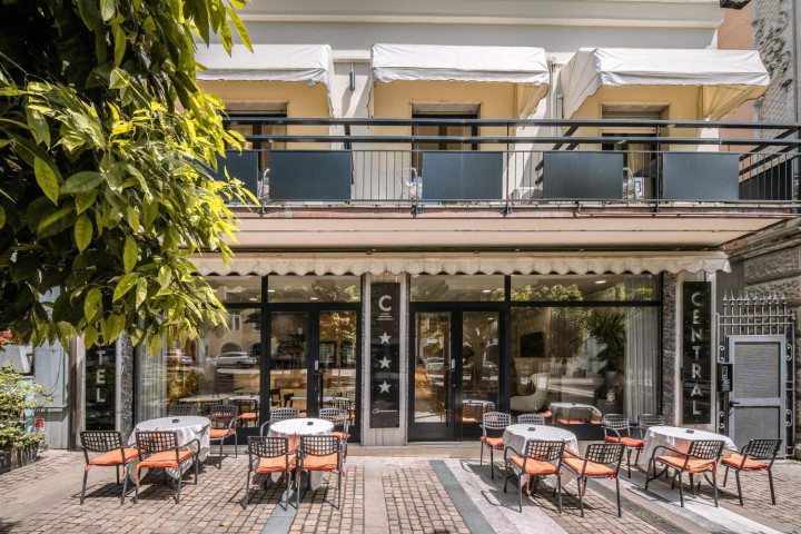 Hotel Central Giacomini - Manerba del Garda