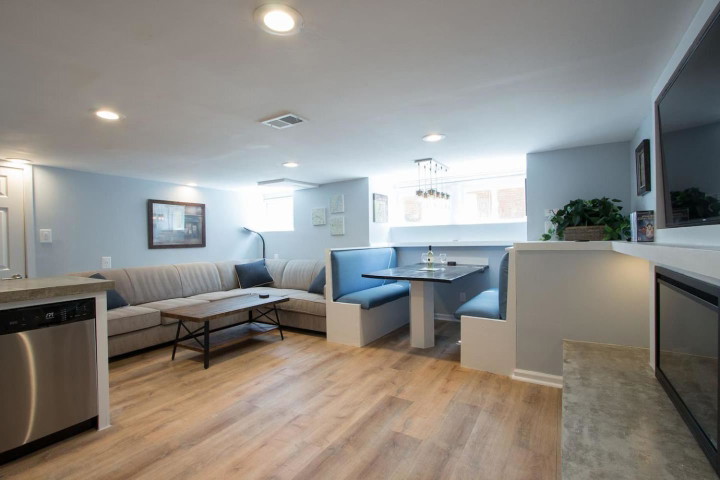Luxury 2 Bedroom Apartment W/ Free Parking - Washington, D.C., DC