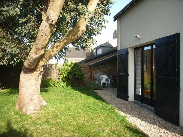 Ref 034 Maison Deux Chambres Pour Cinq Personnes Proche Golfe Du Morbihan Le Monteno Arzon - Arzon