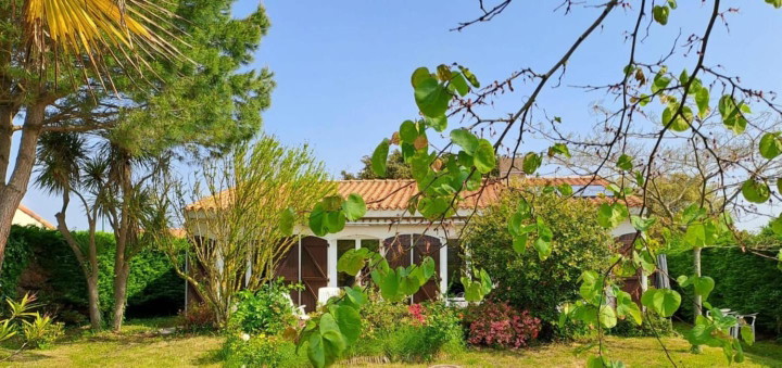 Nausicaa, Maison Avec Joli Jardin Clos Arboré - Talmont-Saint-Hilaire