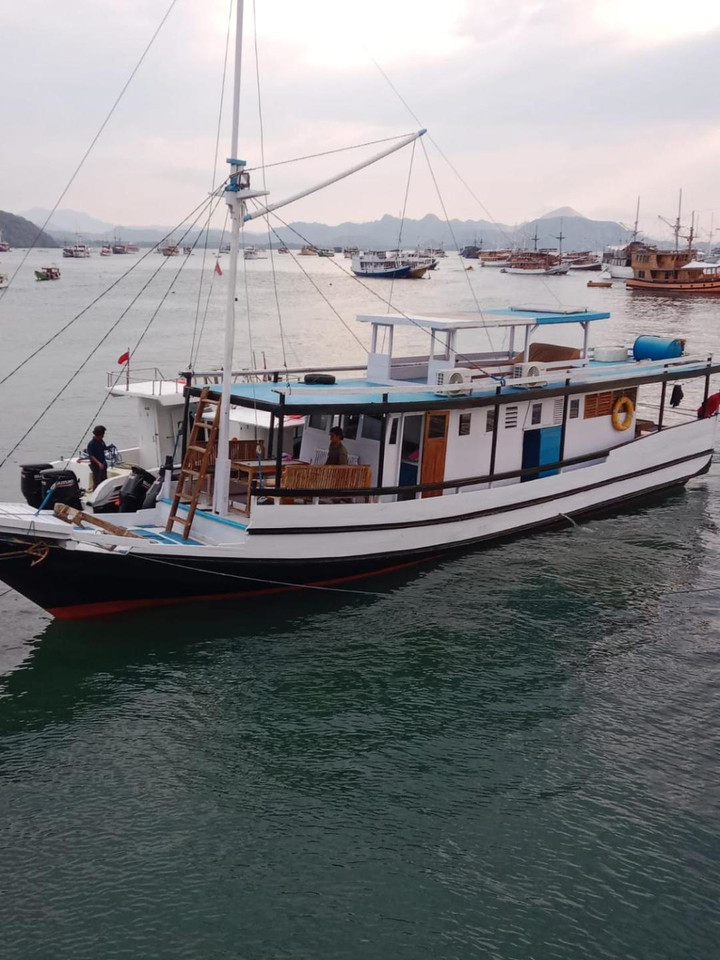 Labuan Bajo Boat Charter - Labuan Bajo