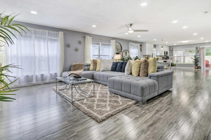 Chic Orlando Family Getaway W/ Fenced Yard! - Apopka