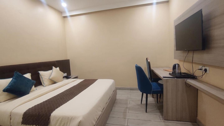 Fabhotels Kaventra Living - Faridabad