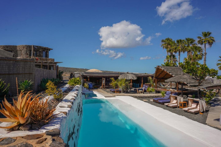 Finca De Arrieta Village - Yurts And Stone Cottages - Shared Pool - Walking Distance To Arrieta Beach - Off Grid - Canarias