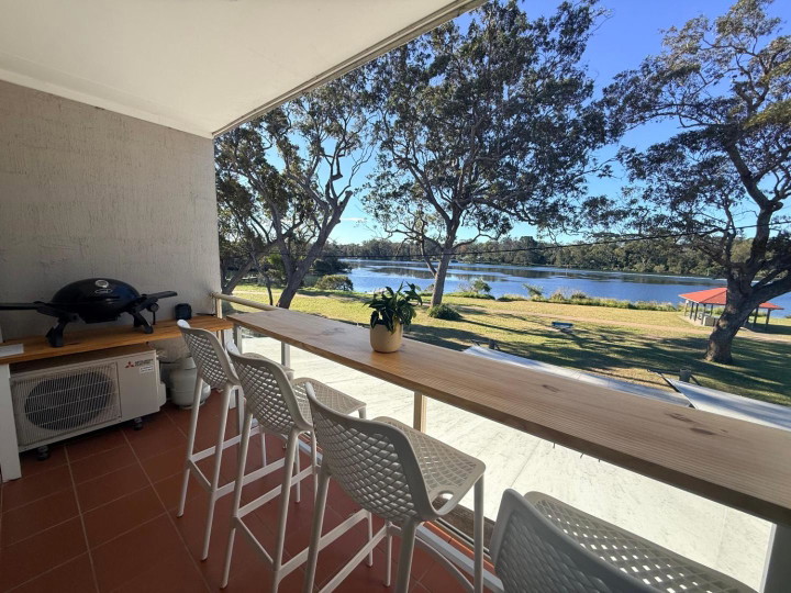 Sussex View - Waterfront Couples Retreat In Sussex Inlet - Australia
