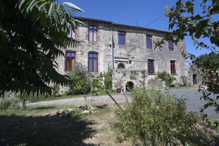 Logis De Riparfonds - Bressuire