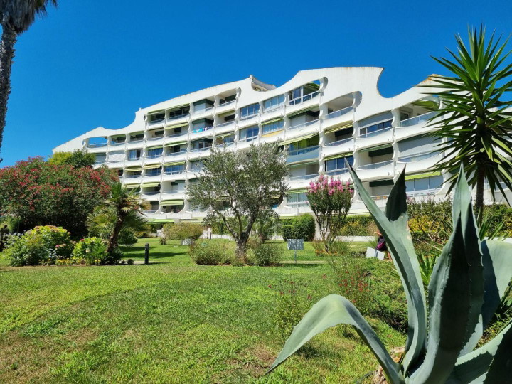 Coté Couchant Superbe T2 Tout Confort Classé 3 éToiles Avec Piscine, Parking, Clim, Wifi, Netflix - La Grande-Motte