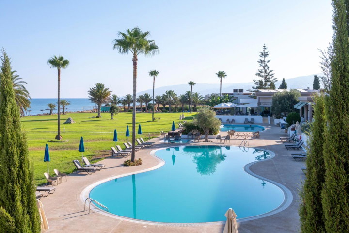 Natura Beach Hotel And Villas - Полис