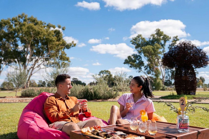 Grapeview Cottage At Western Queensland Spirit - オーストラリア ローマ