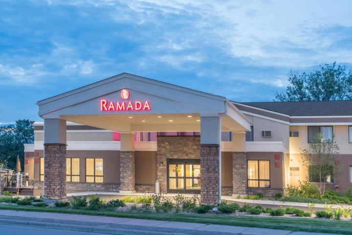 Ramada By Wyndham Minneapolis Golden Valley - Minnetonka, MN