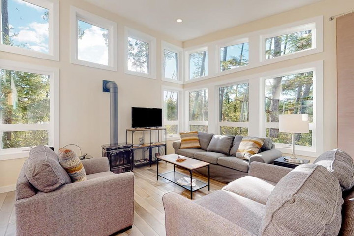 Gorgeous Home With A Gas Grill Kitchen Washer&dryer Patio & Gas Fireplace - Manzanita, OR