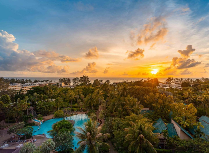Paradox Resort Phuket - Kata Beach