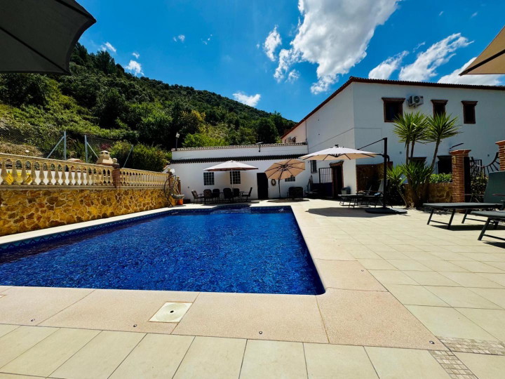 Casa Mista Del Mundo - España