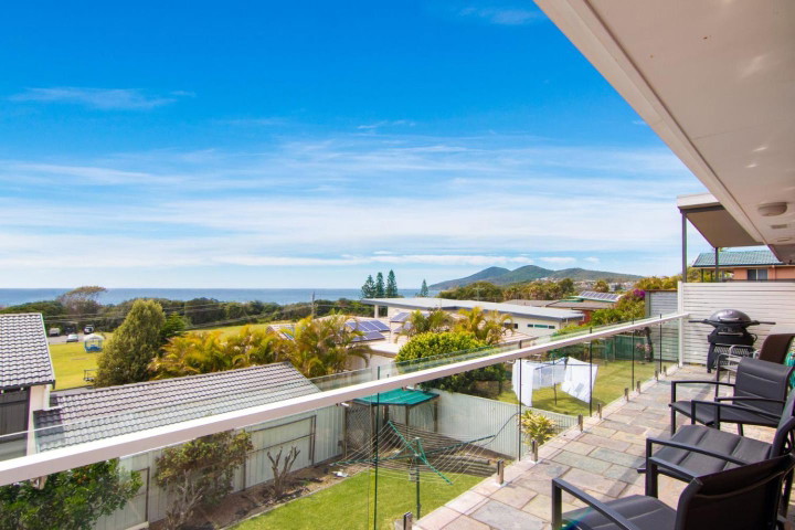 4 Seaview - Forster