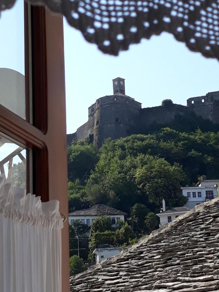 Cico Hostel &Private Room - Albania