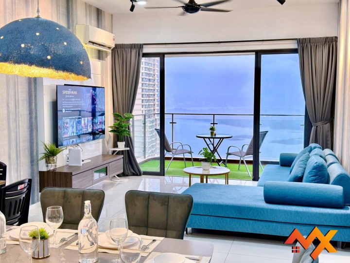 Full Sea View Country Garden Danga Bay 6-13pax Smart Tv 70inch-netflix - Johor