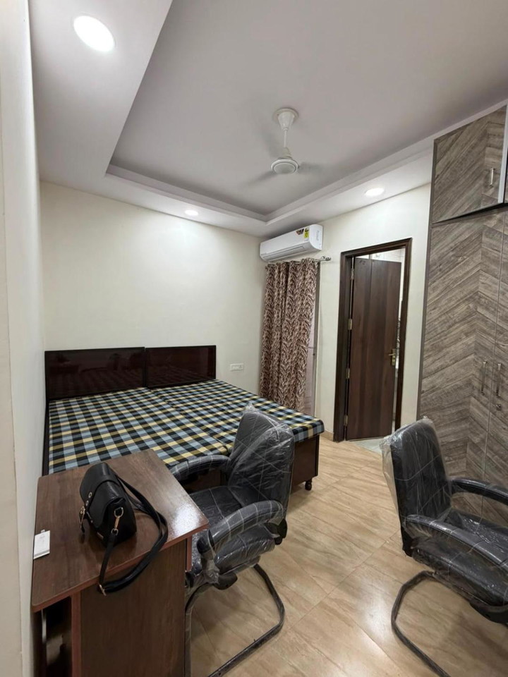 Medical Stay Near Blk-max Hospital -