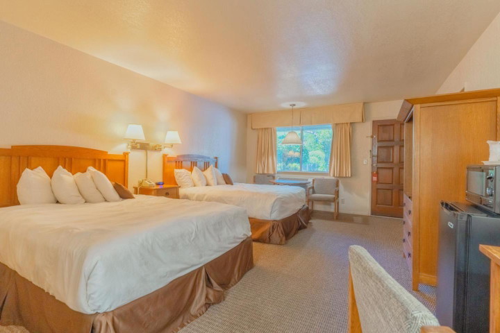 Mariposa Lodge - Yosemite