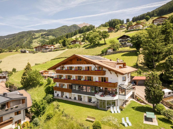 Hotel Garni Alpes - Schenna