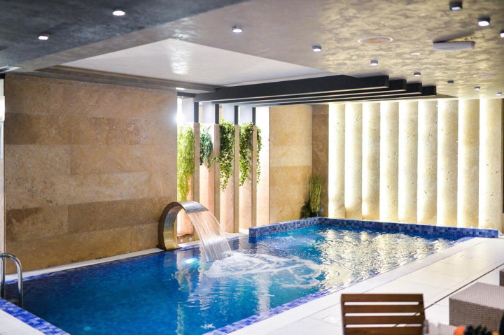 Amsterdam Hotel Pool & Spa - Belgrado