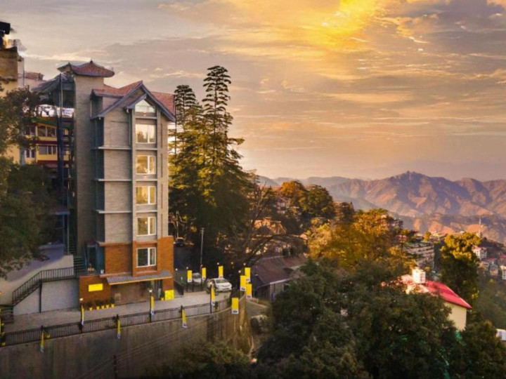 The Hosteller Shimla, Valley View - Himachal Pradesh